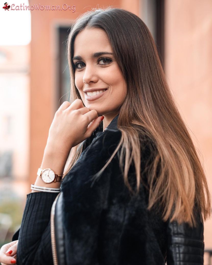 Dating an Argentinian Woman: All the Truth Revealed