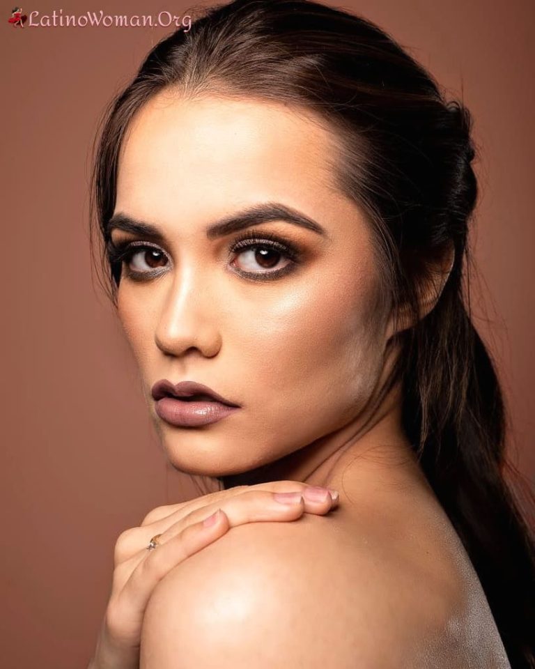 The Full Guide on Dating Mysterious Paraguayan Women